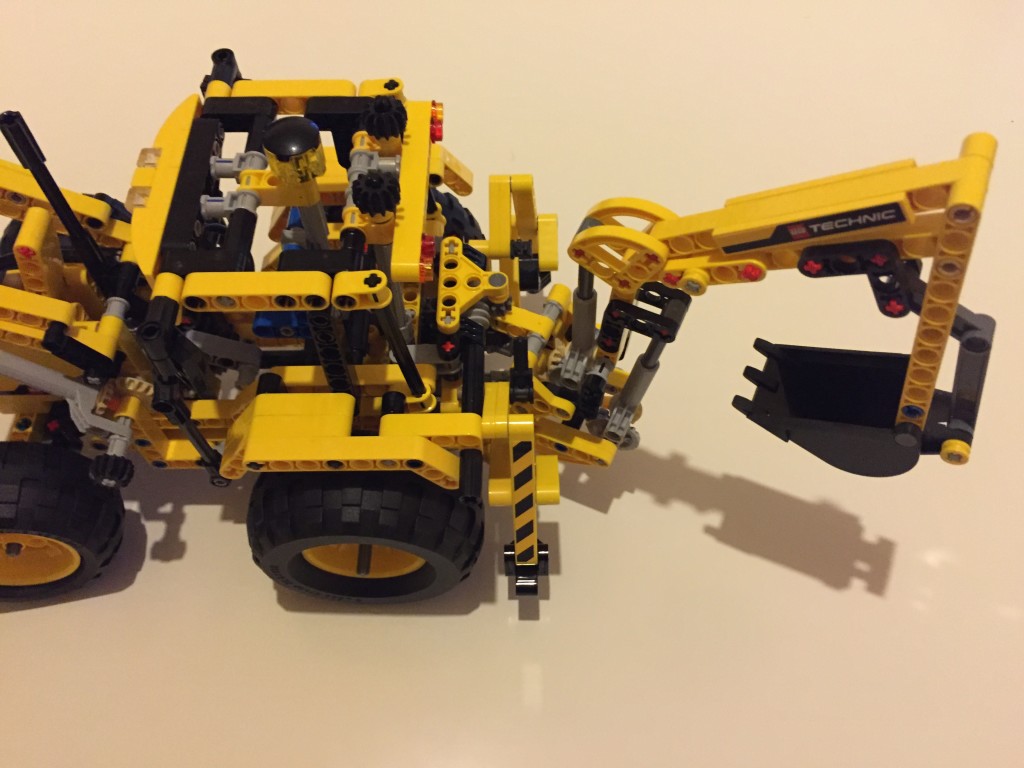 Lego Technic 8069 Backhoe Loader | Hiperbock