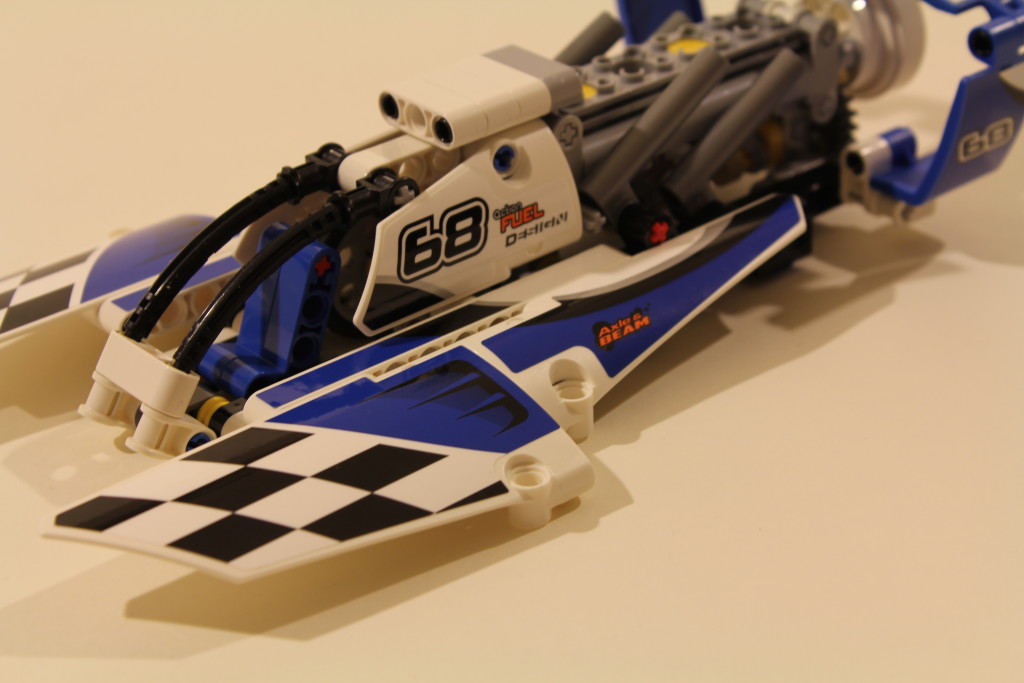 Lego Technic 42045 Hydroplane Racer (A) – Build video | Hiperbock