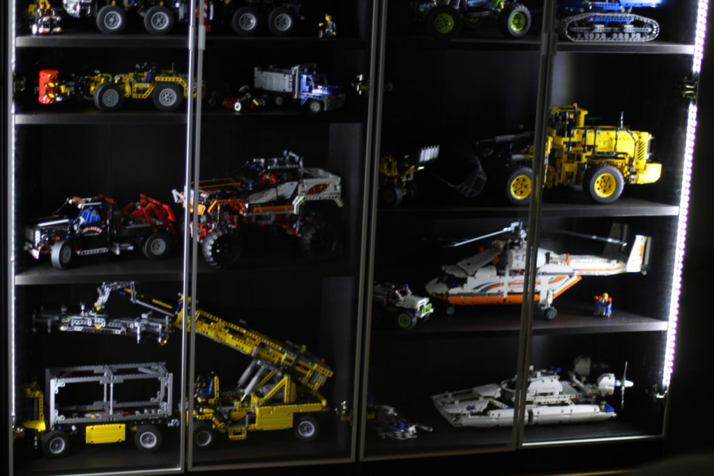 Lego display cabinet LED Installation | Hiperbock